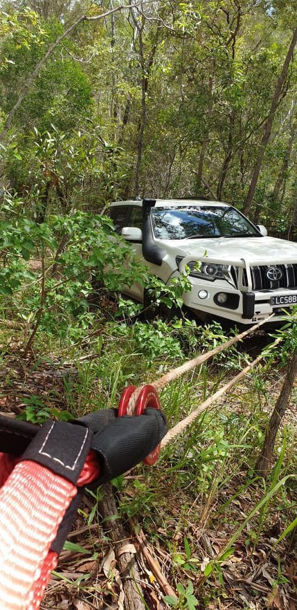 15,000kg Soft Shackle + Soft Shackle Pulley - Rockarmor 4x4 – Rockarmor ...